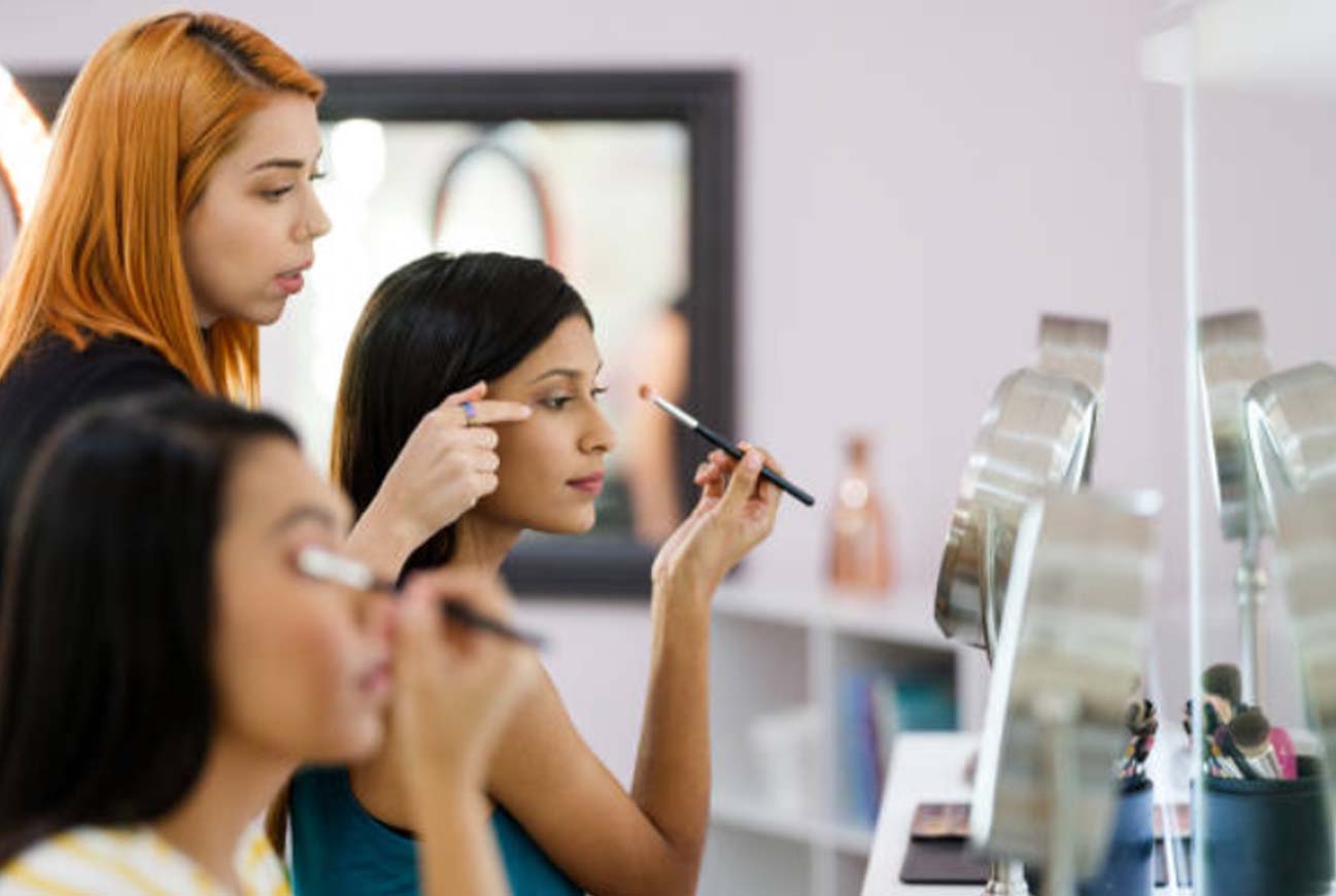 Mastering Service Excellence - ELI ACADEMY